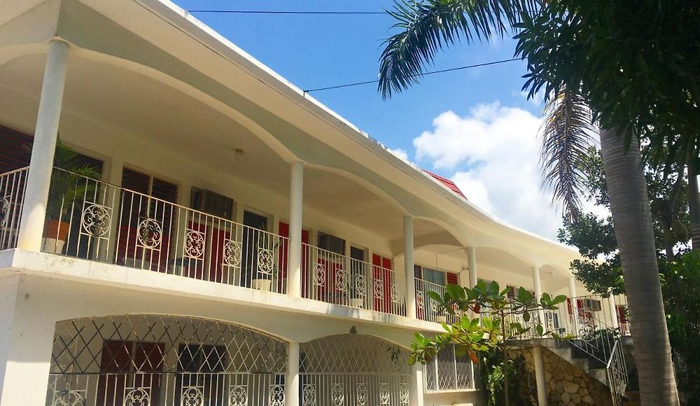 African Symbol Guest House Montego Bay Resort: Best Prices & Reviews ...