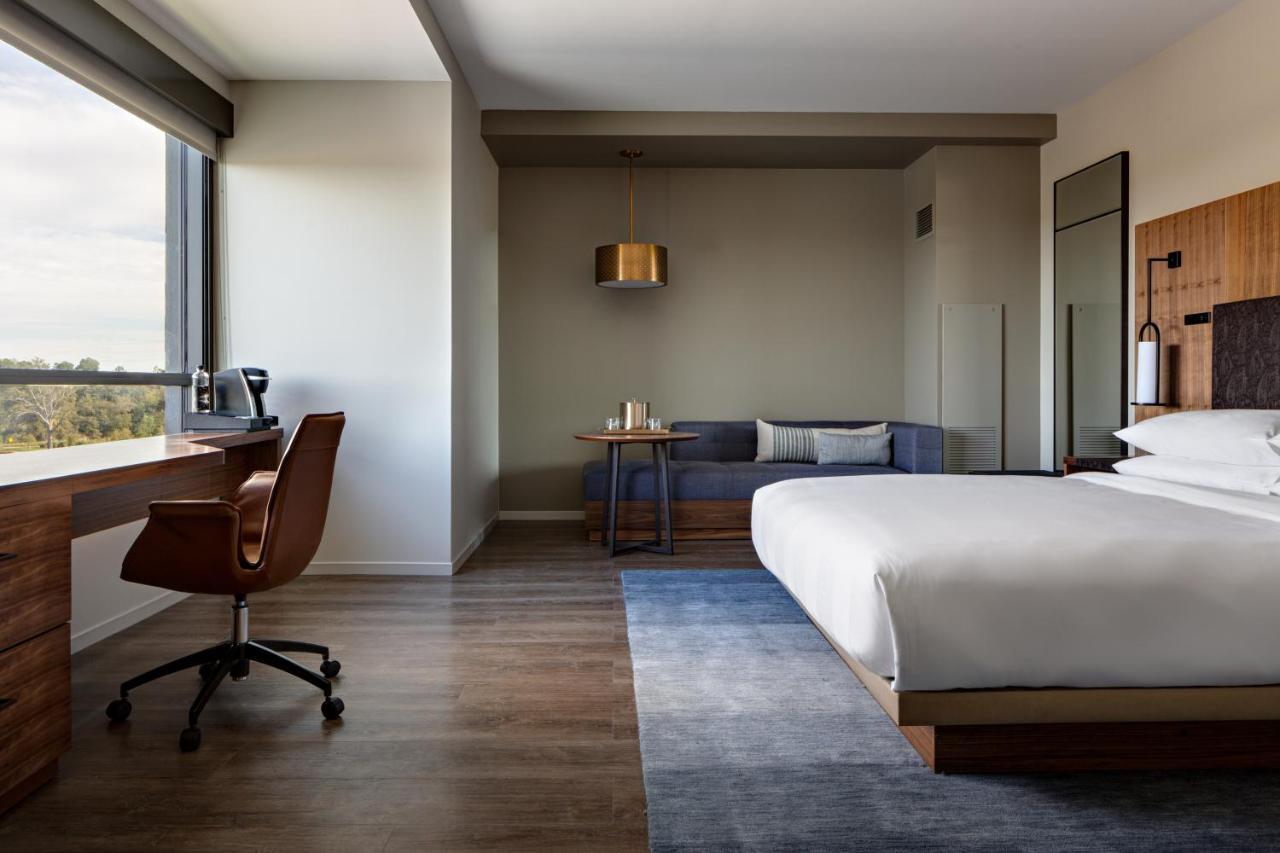Houston Cityplace Marriott At Springwoods Village Resort: Best Prices ...
